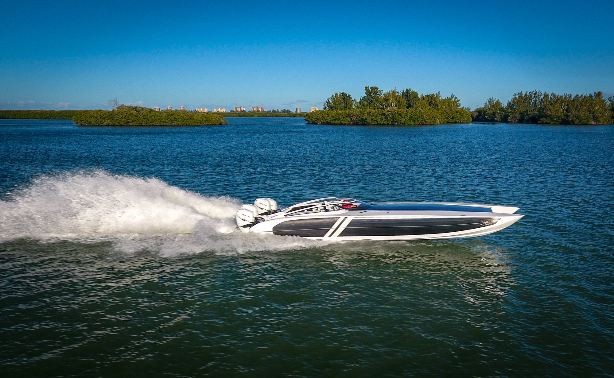 Donzi Marine Icon 44 - Poker Runs America